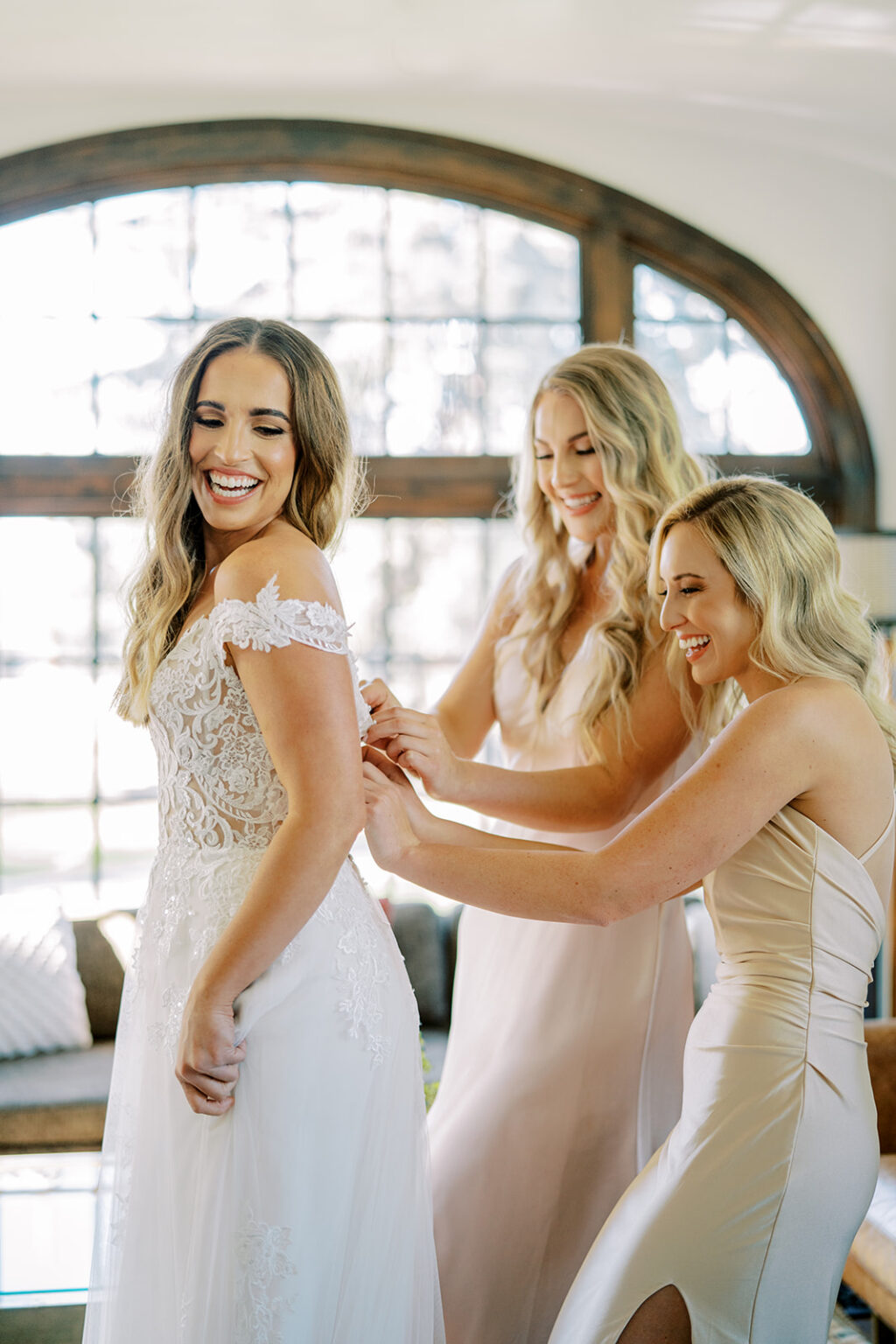 The Ultimate Guide to 28 of Boise Idaho's Best Wedding Venues - brambleandvine.com